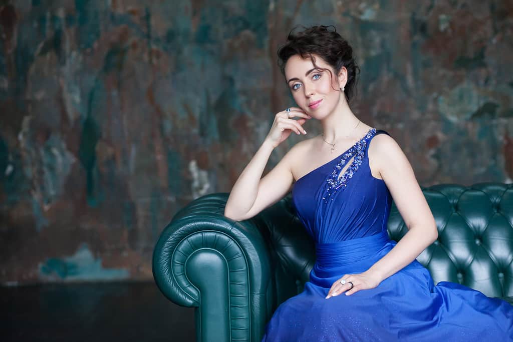 Eugenia Dushina | Weaver Artist Management